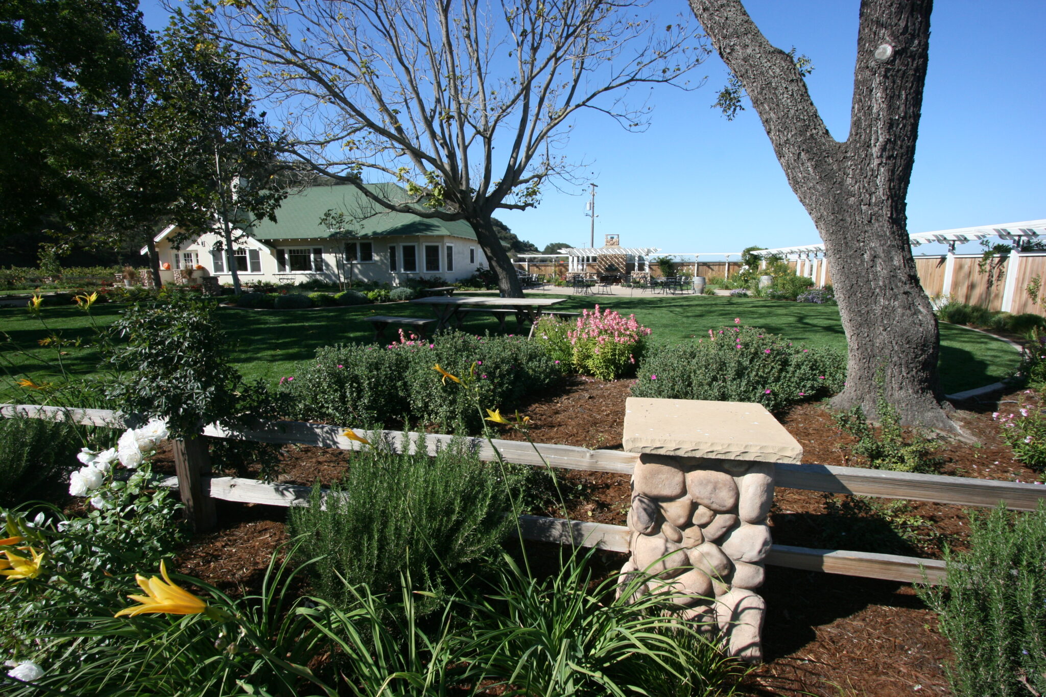 Riverbench Winery - WestbergWhite Architecture